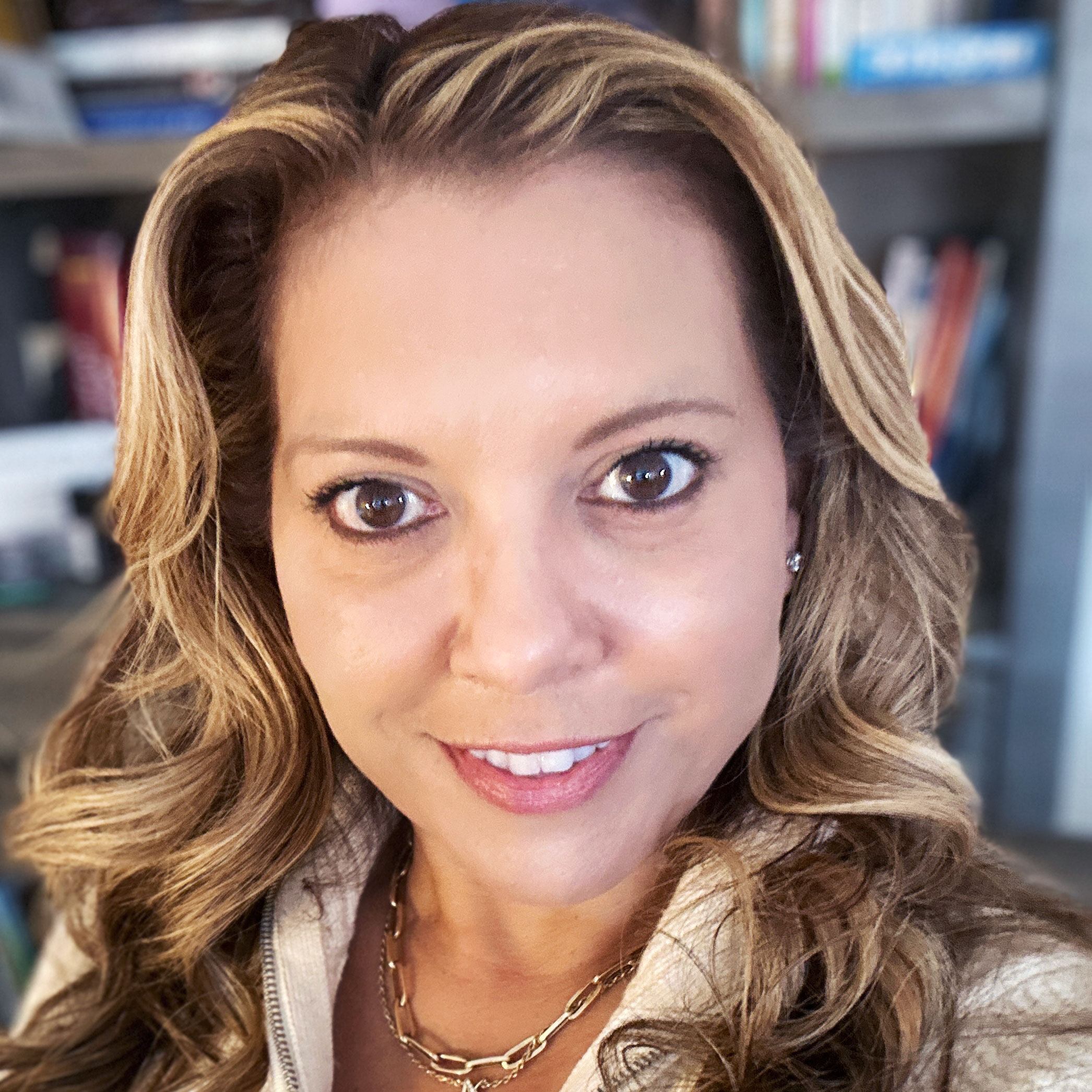 Yvette Aguayo, Licensed Marriage and Family Therapist (LMFT) – MiResource