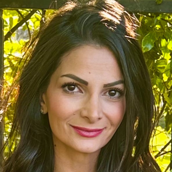 Helia Ziaee, LMFT | Therapist | CA